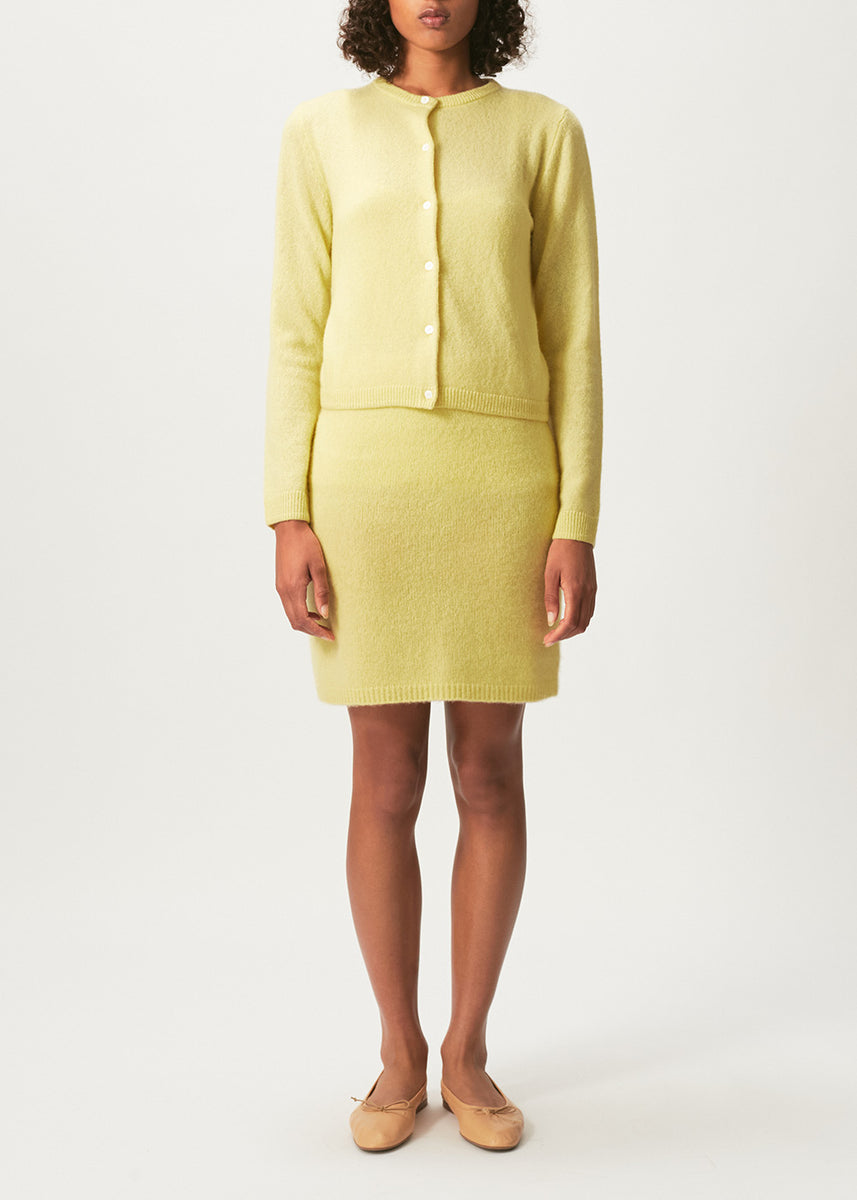LIGHTWEIGHT YELLOW CASHMERE CARDIGAN – CiL